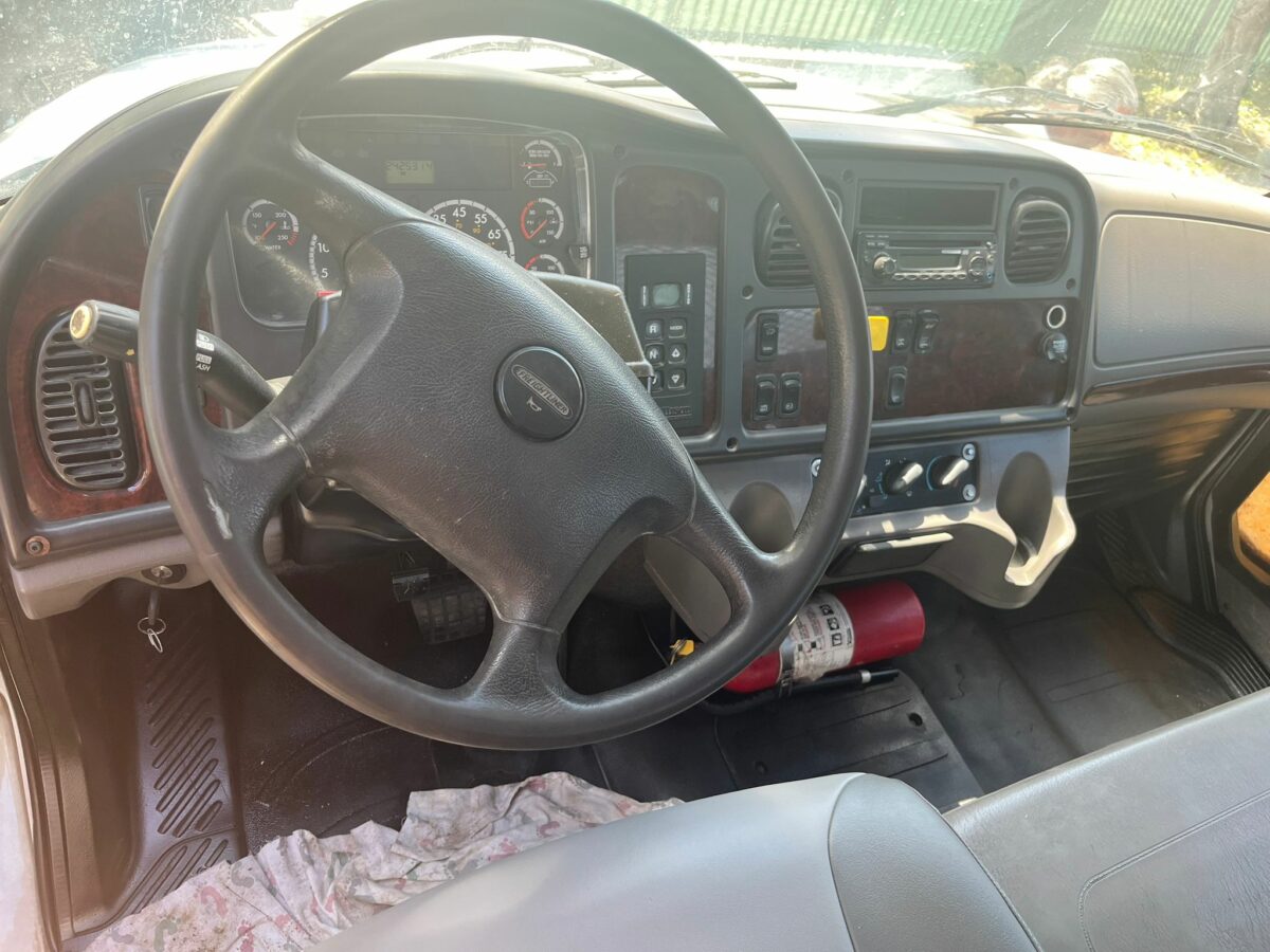 2016 FREIGHTLINER FLAT BED TANDEM 26FT LONG/ PIGGYBACK KIT – SKJ IMPORT ...